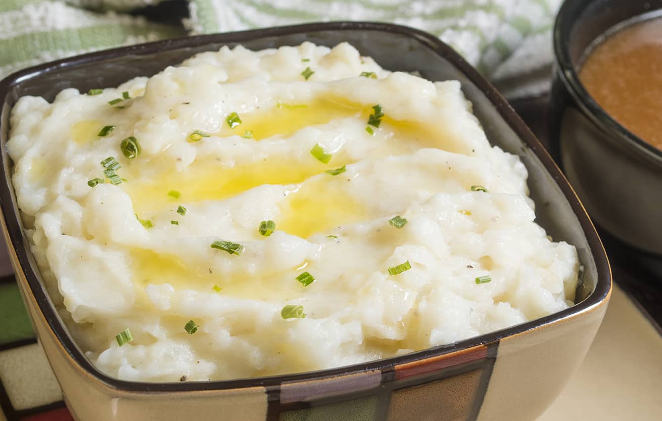 Make-Ahead Mashed Potatoes and Gravy • Everyday Cheapskate